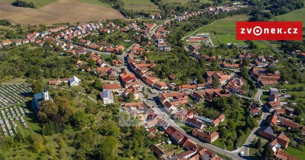 Prodej stavebního pozemku 1 105 m2 Pitín | Zvonek.cz